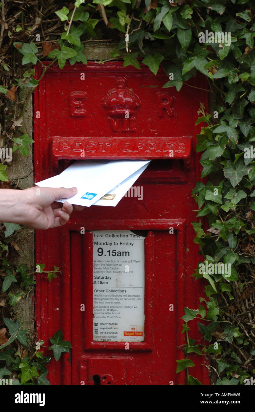 Letter posted postman uk hi-res stock photography and images - Alamy