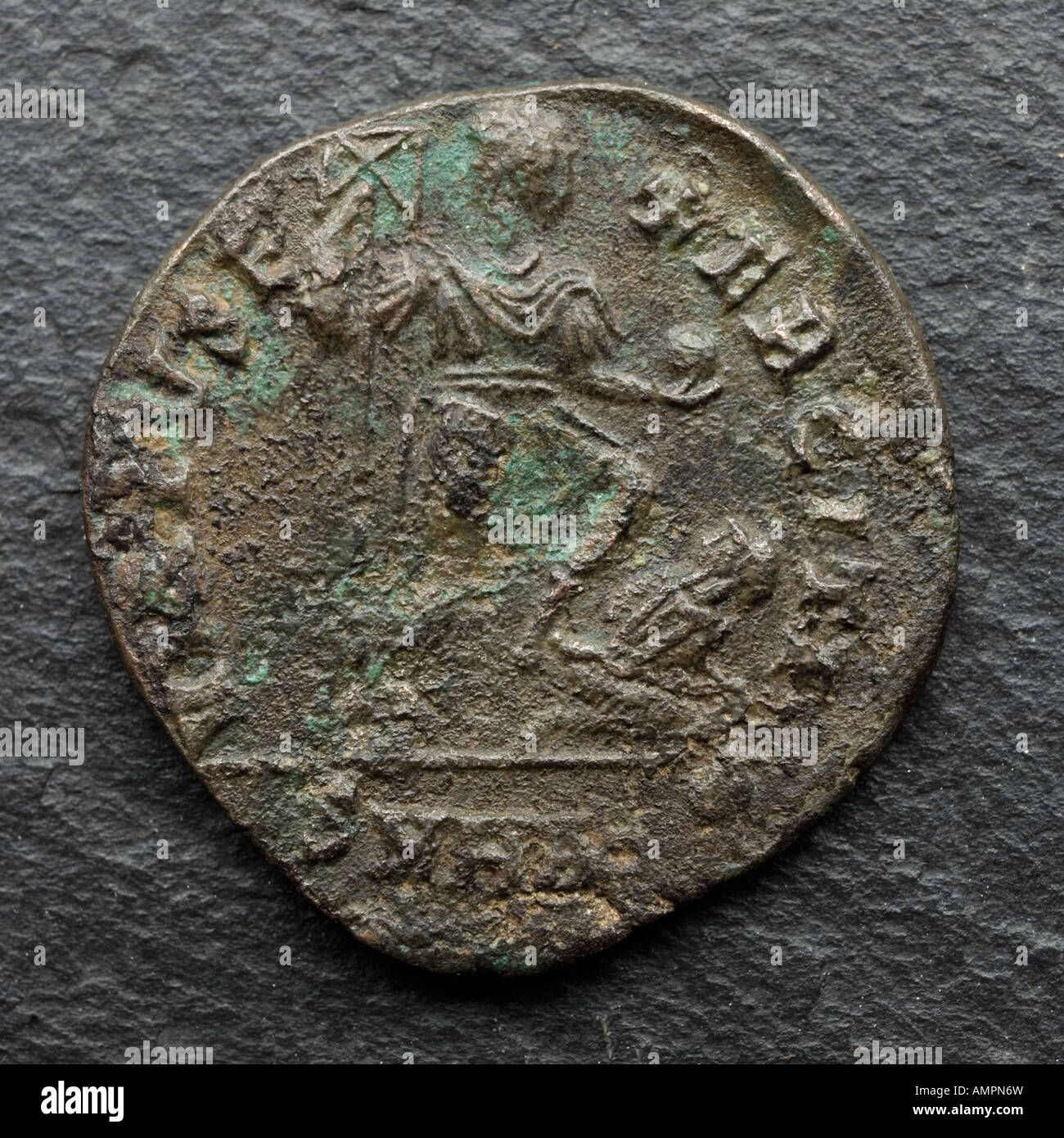 Bronze Roman Coin - Theodosius treading on captive Stock Photo - Alamy