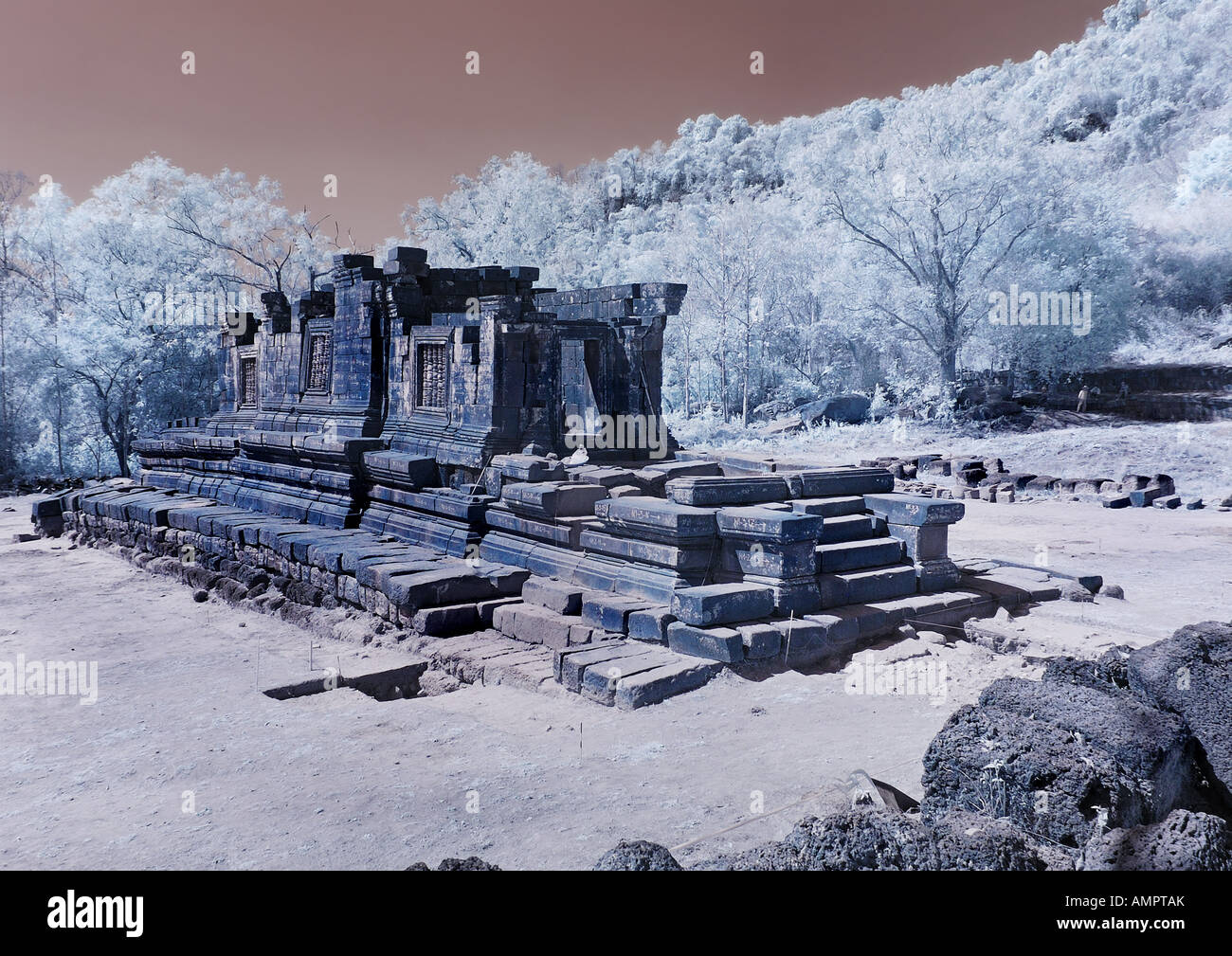 Nandi Pavillion, Wat Phu, Laos Stock Photo - Alamy