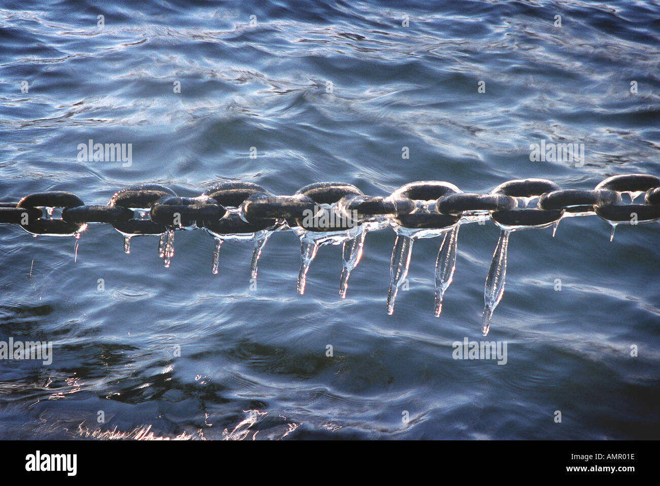 Chain in water hi-res stock photography and images - Alamy