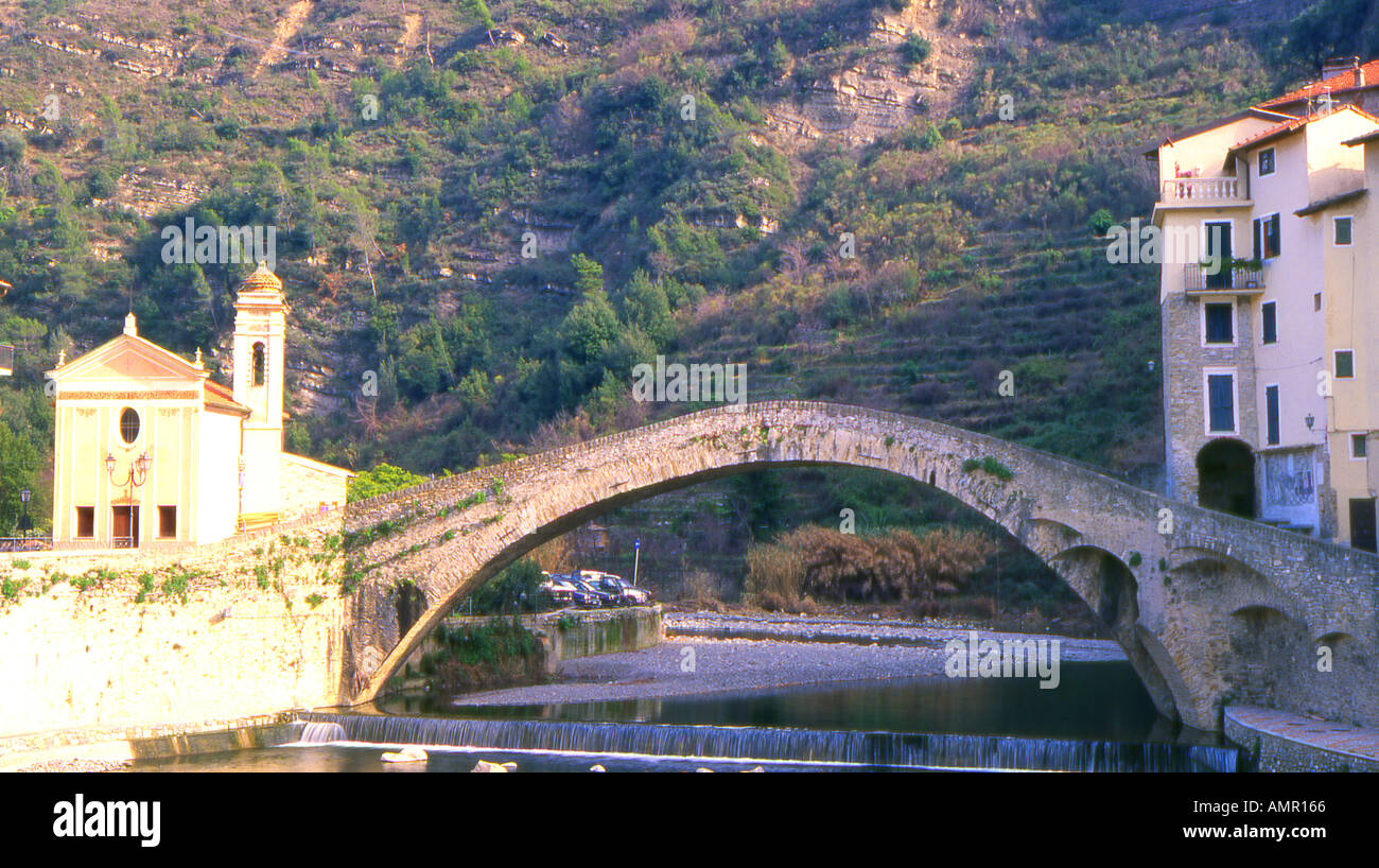 Ponte Vecchio Bridge in Dolceacqua, Liguria Italy Stock Photo - Alamy