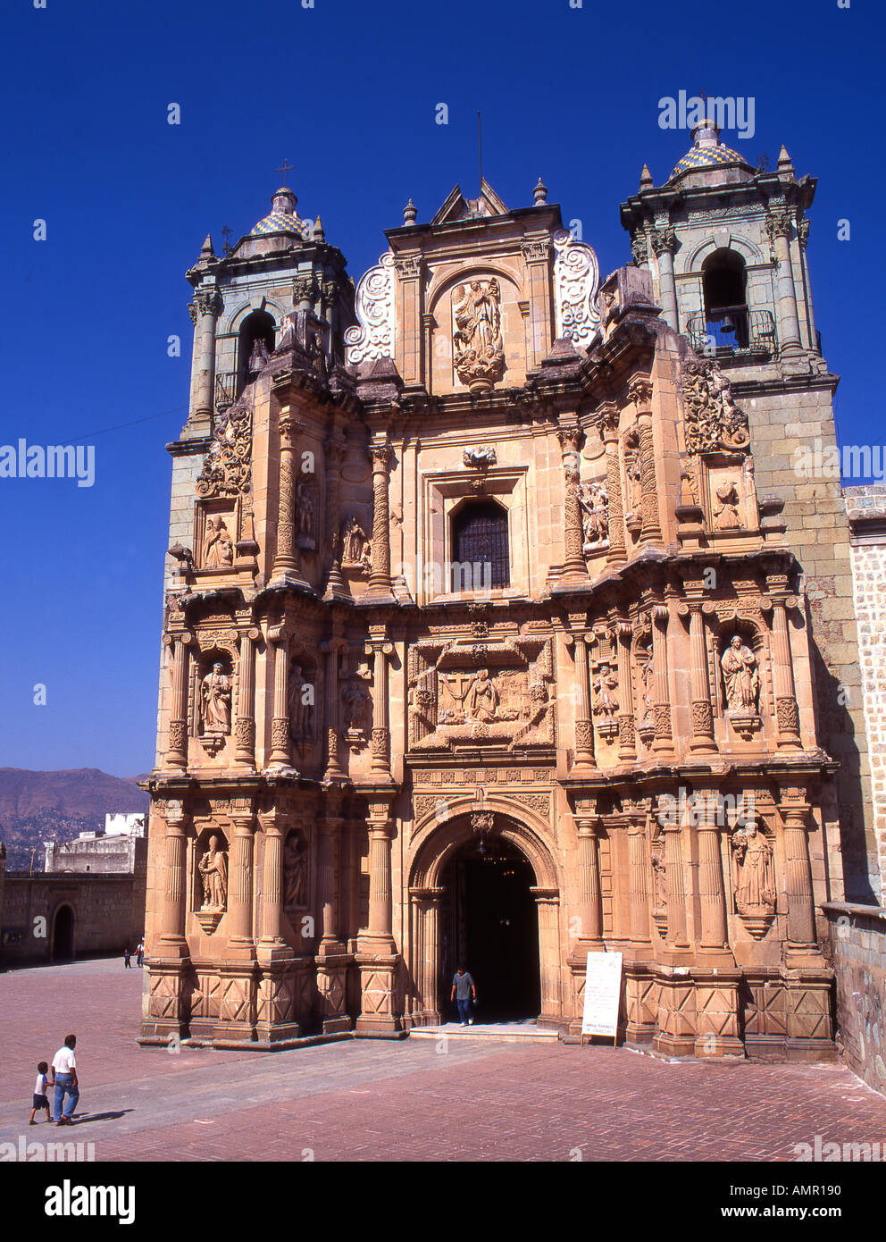 Virgen de la soledad hi-res stock photography and images - Alamy