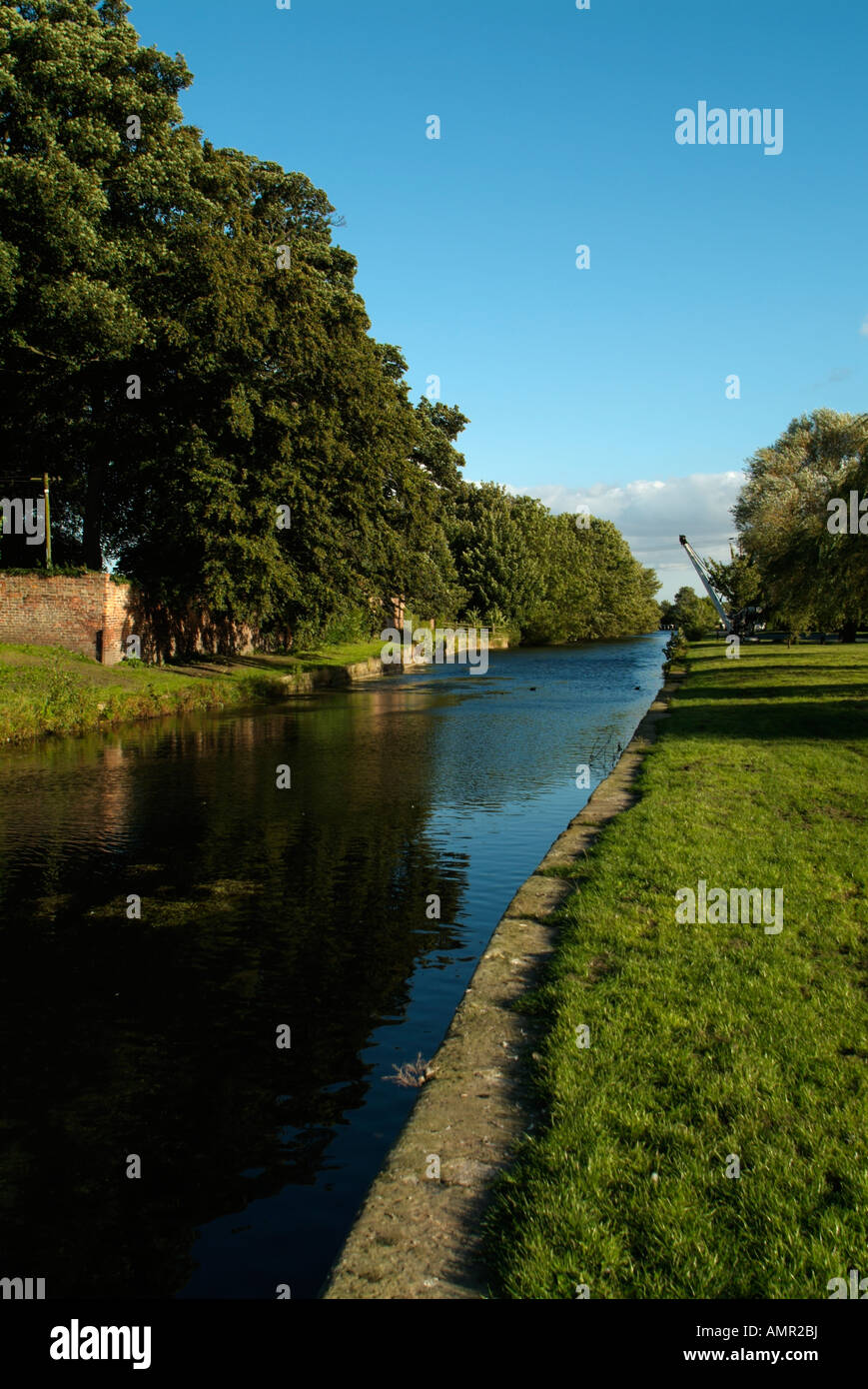 Driffield canal hi-res stock photography and images - Alamy