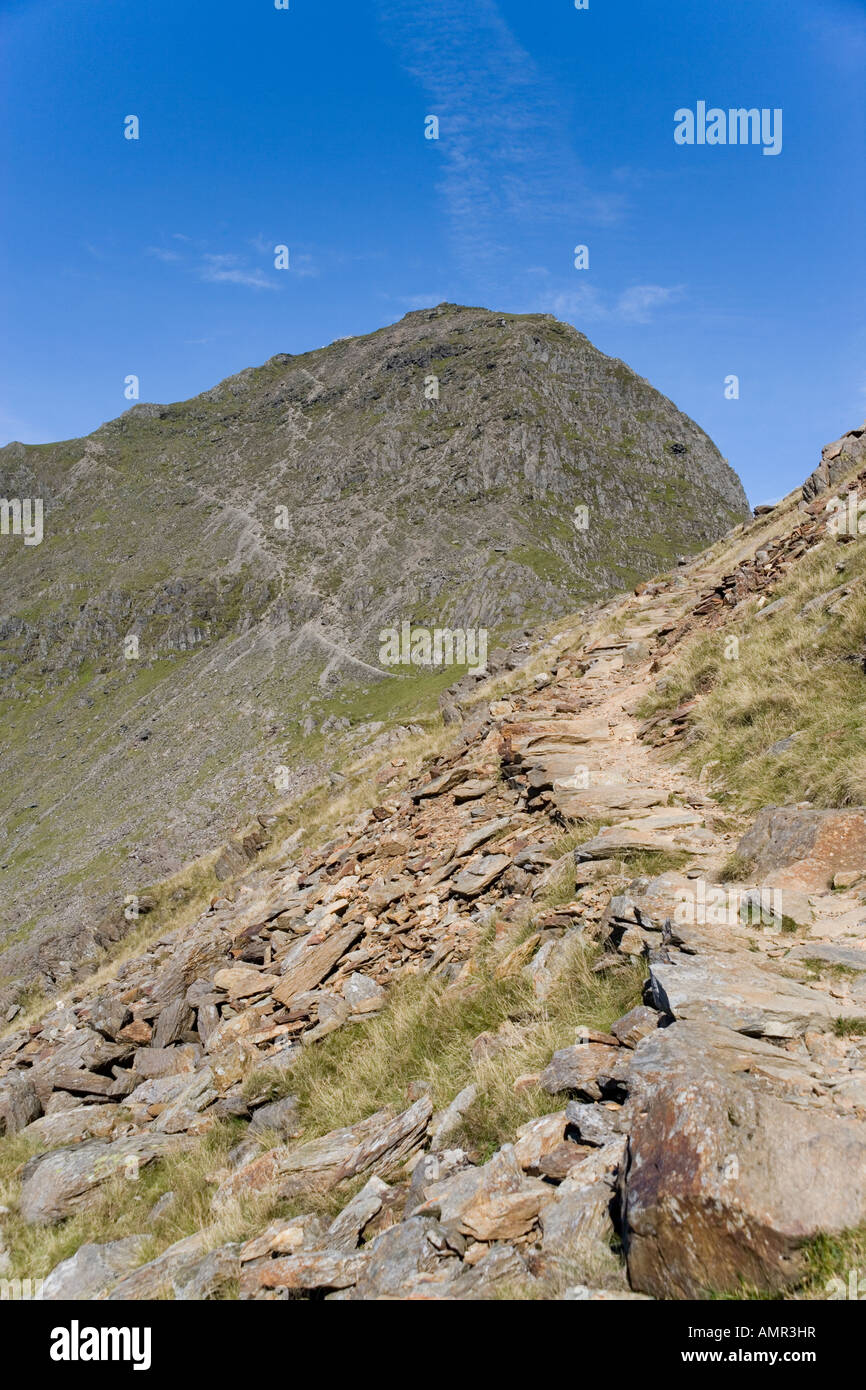 The Peak of Snowdon from the Watkin Path on the south ridge, Snowdonia ...
