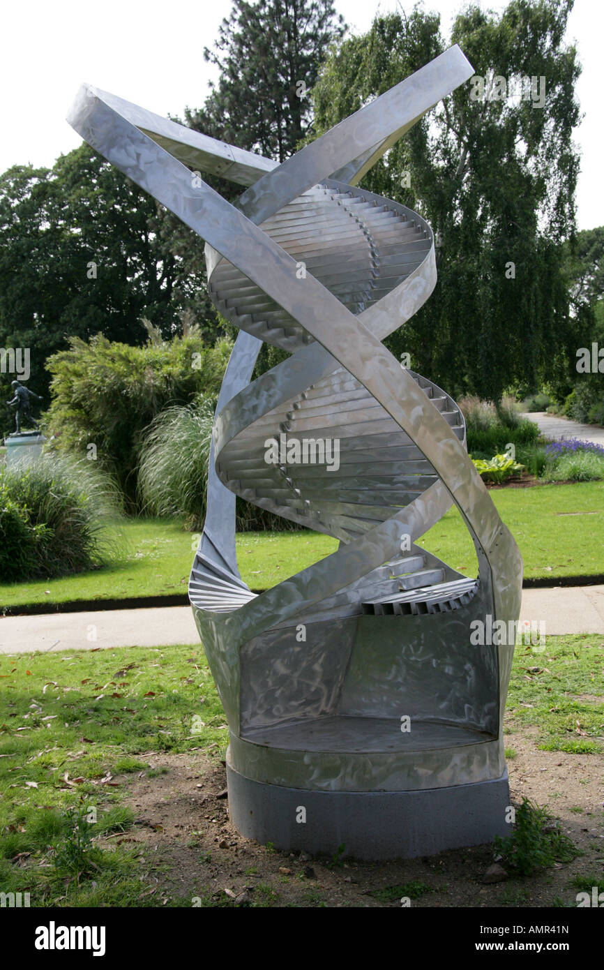 Double Helix Statue, Kew Gardens Stock Photo - Alamy