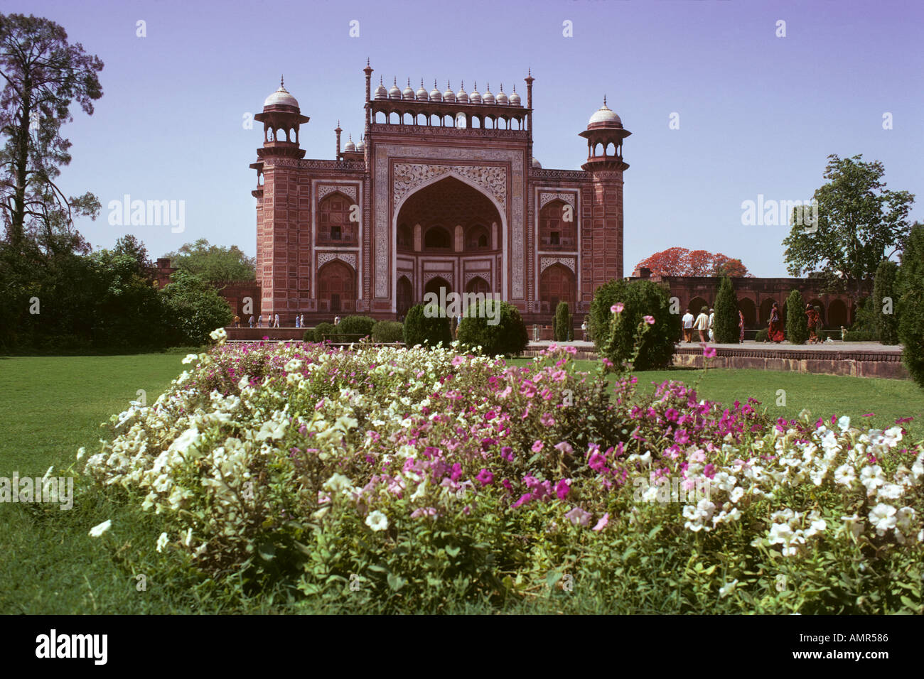 entrance gatehouse to Palace or mausoleum Taj Mahal Agra Uttar Pradesh ...