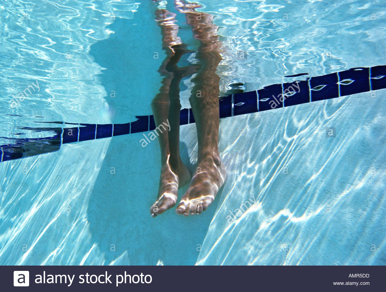Feet Dangling Stock Photos & Feet Dangling Stock Images - Alamy