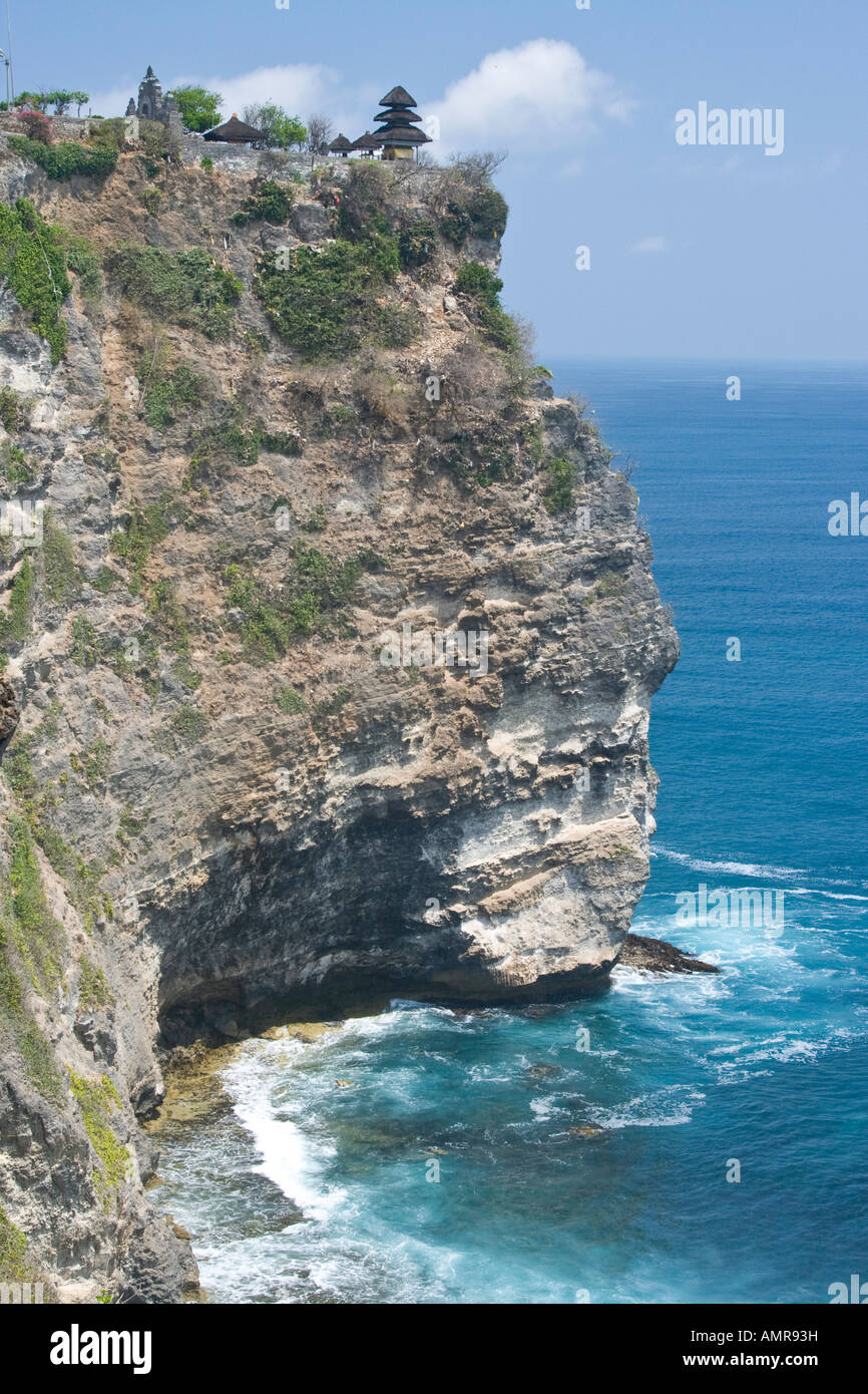 Hindu uluwatu temple hi-res stock photography and images - Alamy