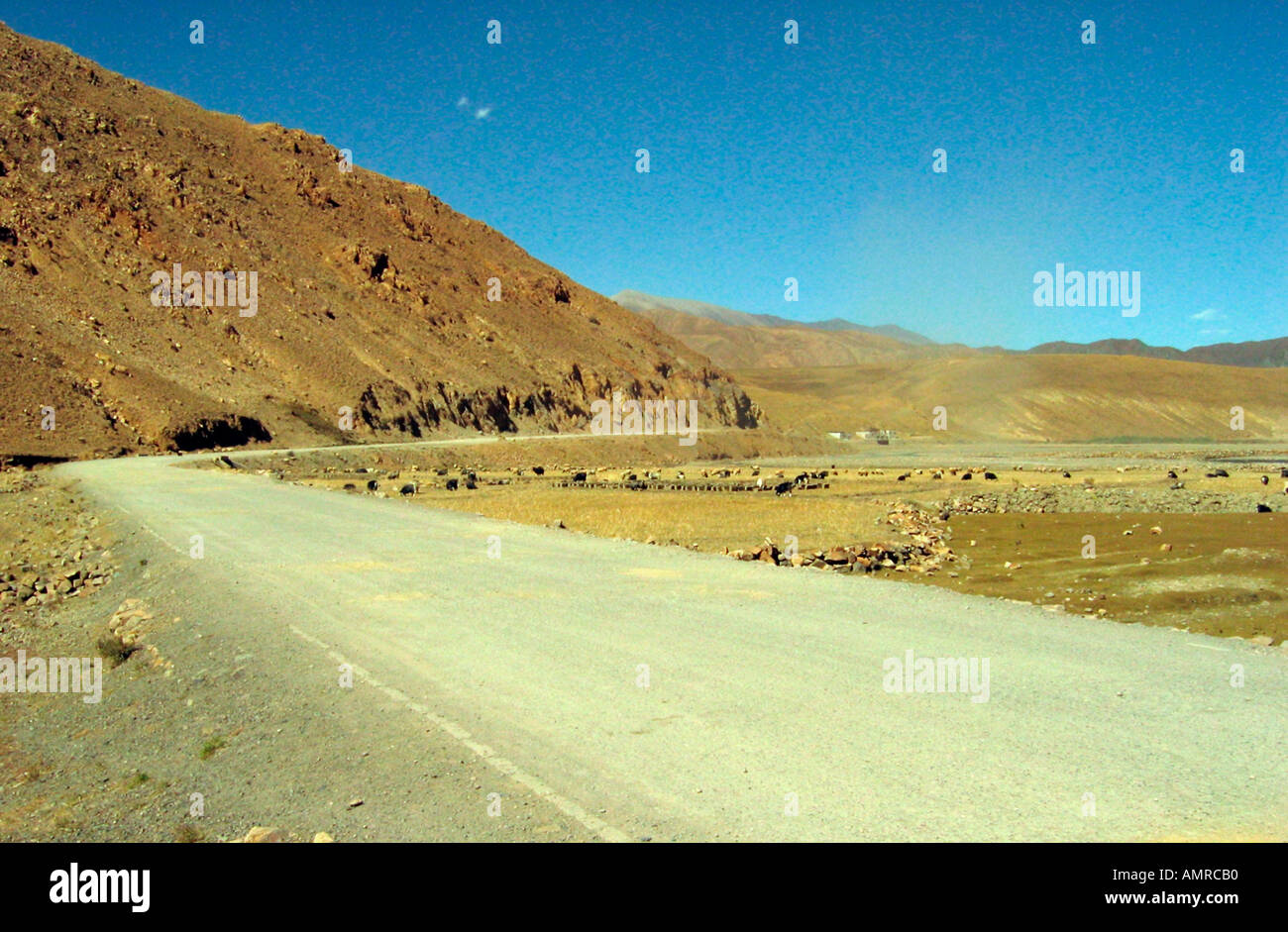 The friendship highway hi-res stock photography and images - Alamy