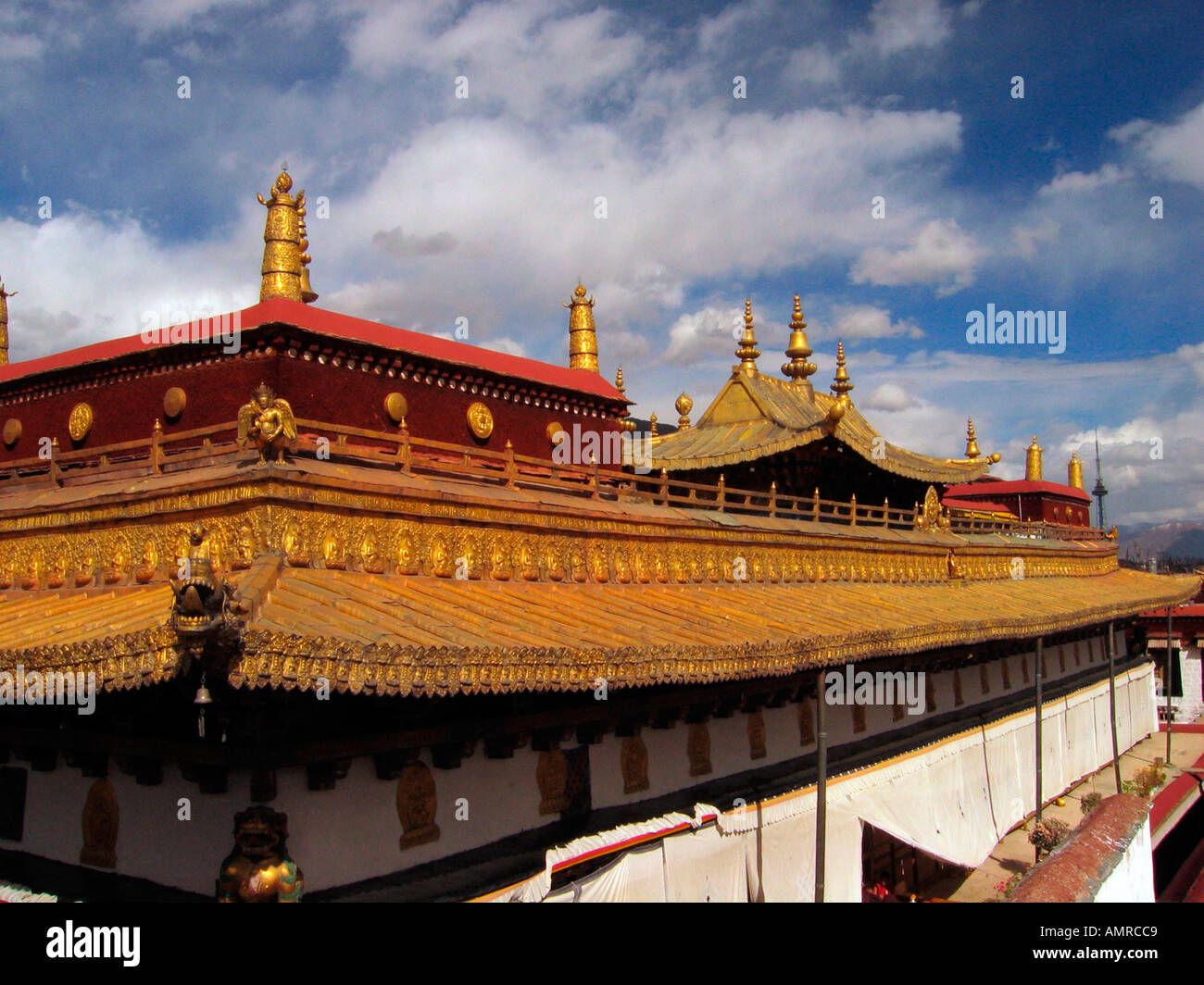 Gold roof of Jokhang Temple Lhasa Tibet Stock Photo - Alamy