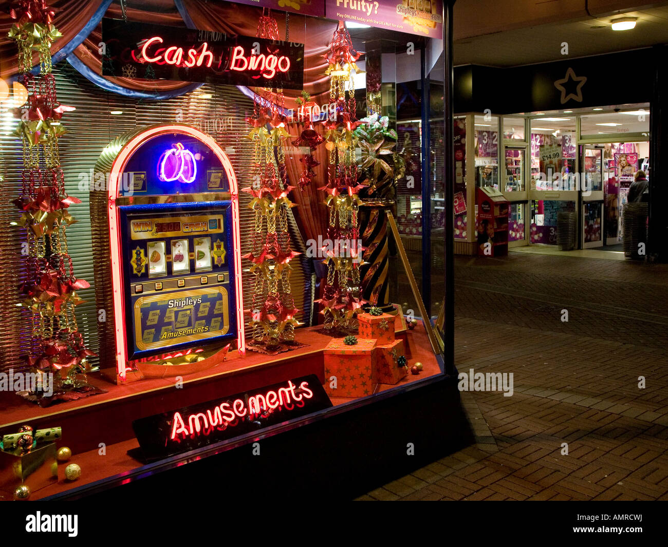 Bingo shop hi-res stock photography and images - Alamy