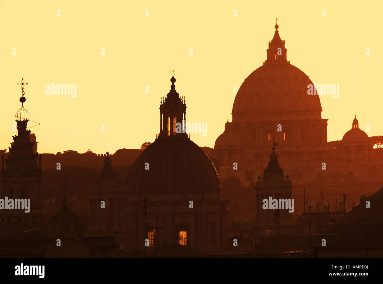 Sunset St Peter's Basilica Rome Stock Photo - Alamy