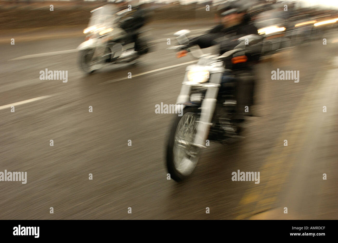 Man riding a Harley Davidson Stock Photo - Alamy