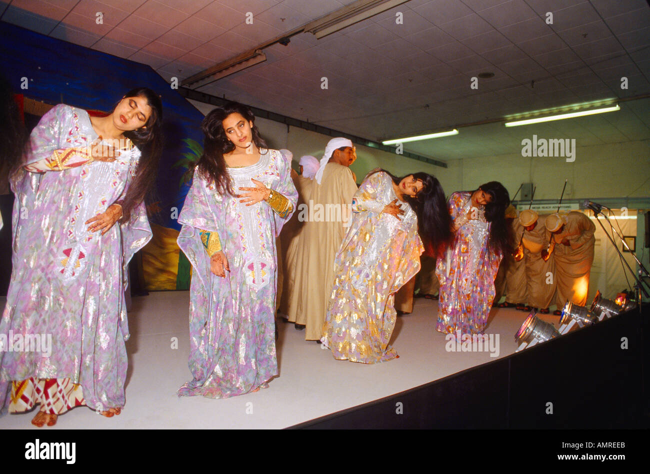 Emirates dancers hi-res stock photography and images - Alamy