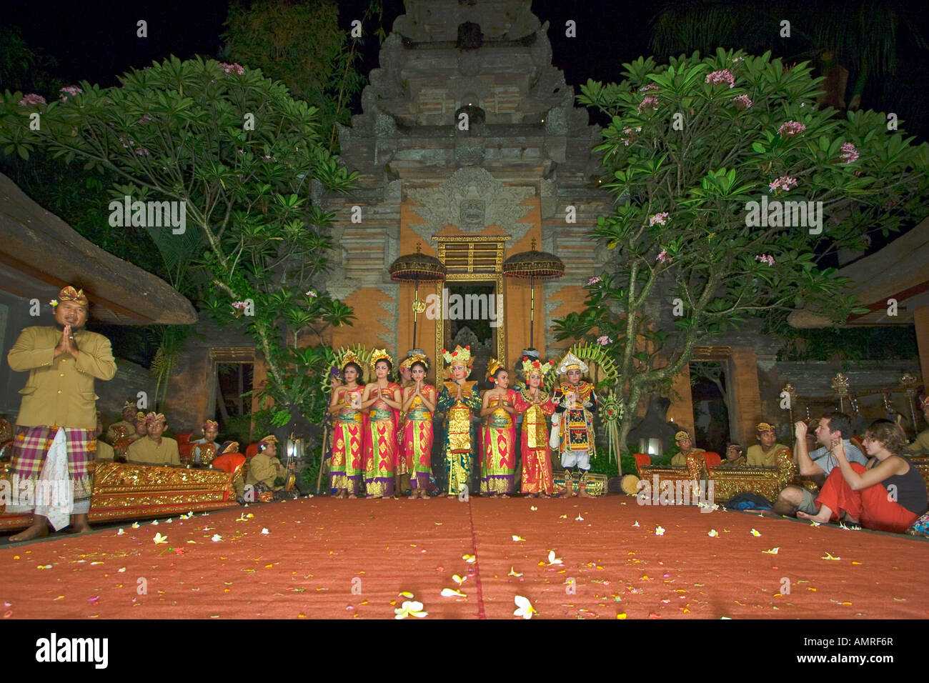 Stage indonesia hi-res stock photography and images - Alamy
