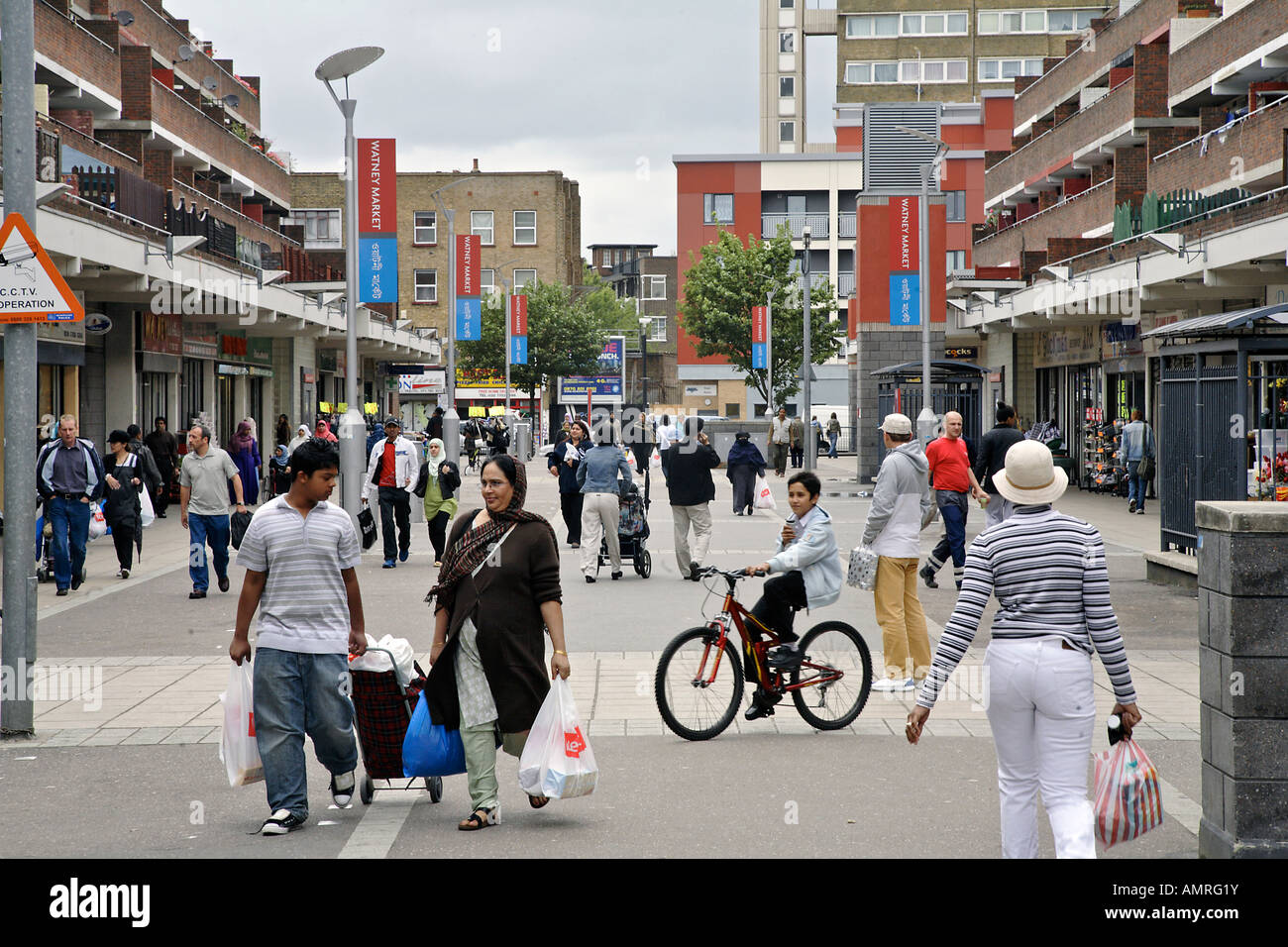 watney street market in Shadwell, London Stock Photo - Alamy