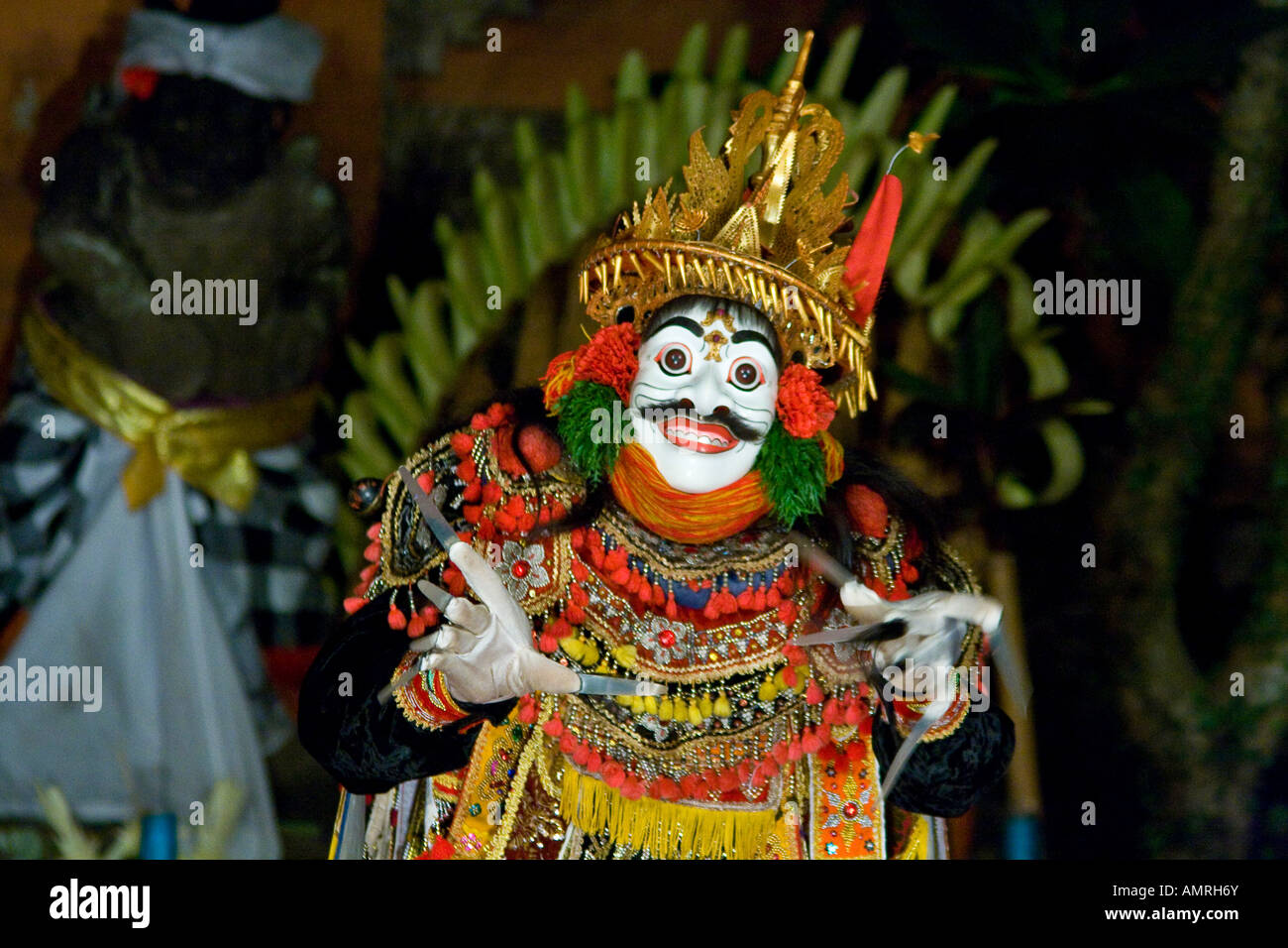 Indonesian mask hi-res stock photography and images - Alamy