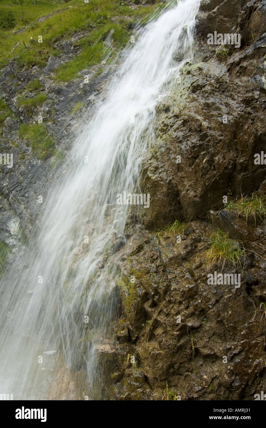 Cascade e hi-res stock photography and images - Alamy