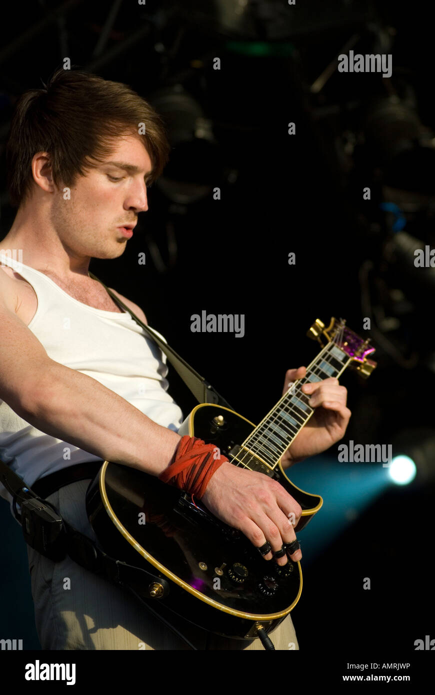Singer and Guitarist Dan Gillespie Sells of The Feeling on stage at The ...
