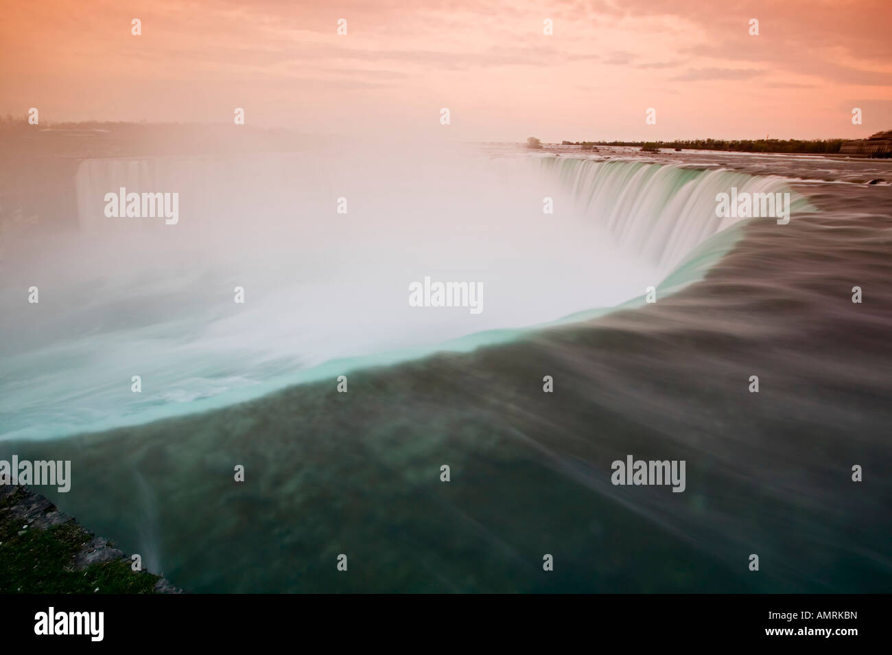 Canada, Ontario, Niagara Falls, Spring 2004 Stock Photo - Alamy