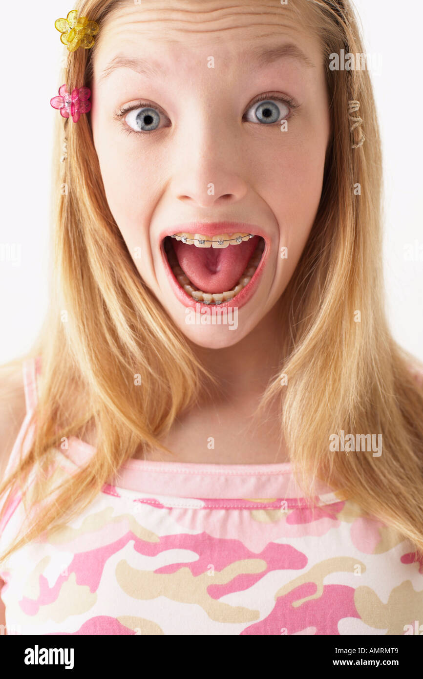 Tween girl face serious hi-res stock photography and images - Alamy