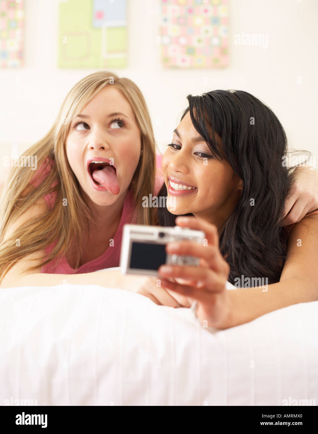 Teenage Bond Bonding Friendship Friends High Resolution Stock ...