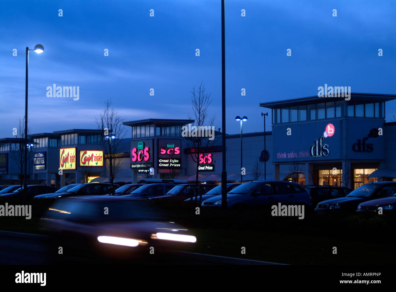 Out of town retail Park Hull Dusk Stock Photo - Alamy