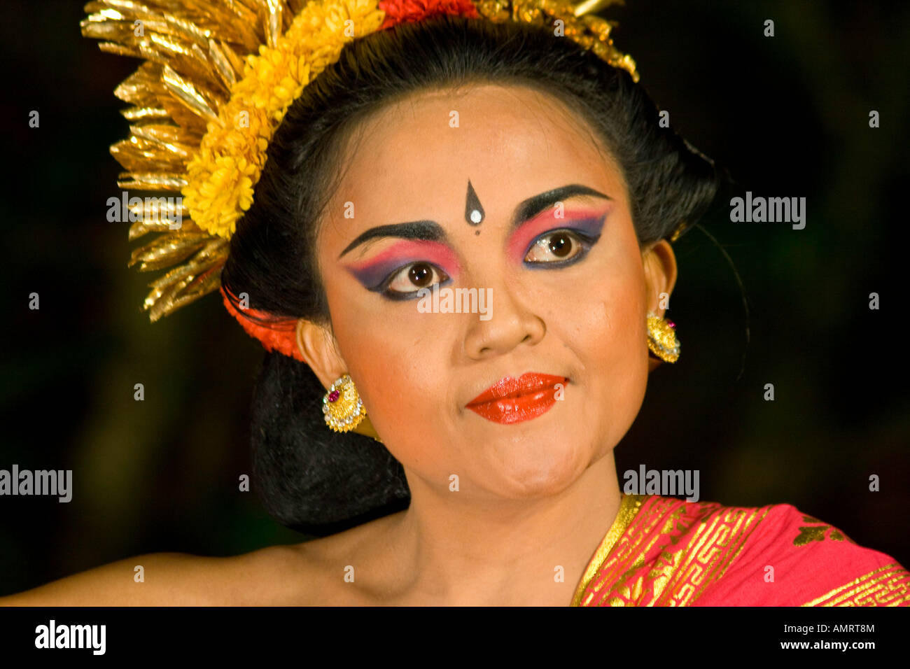 Legong dance performance hi-res stock photography and images - Alamy