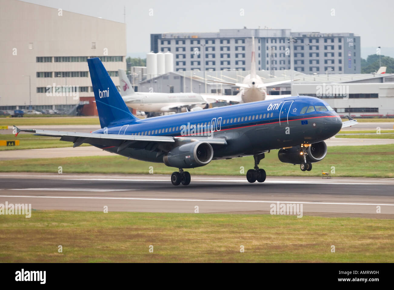 Atc control tower lhr heathrow hi-res stock photography and images - Alamy