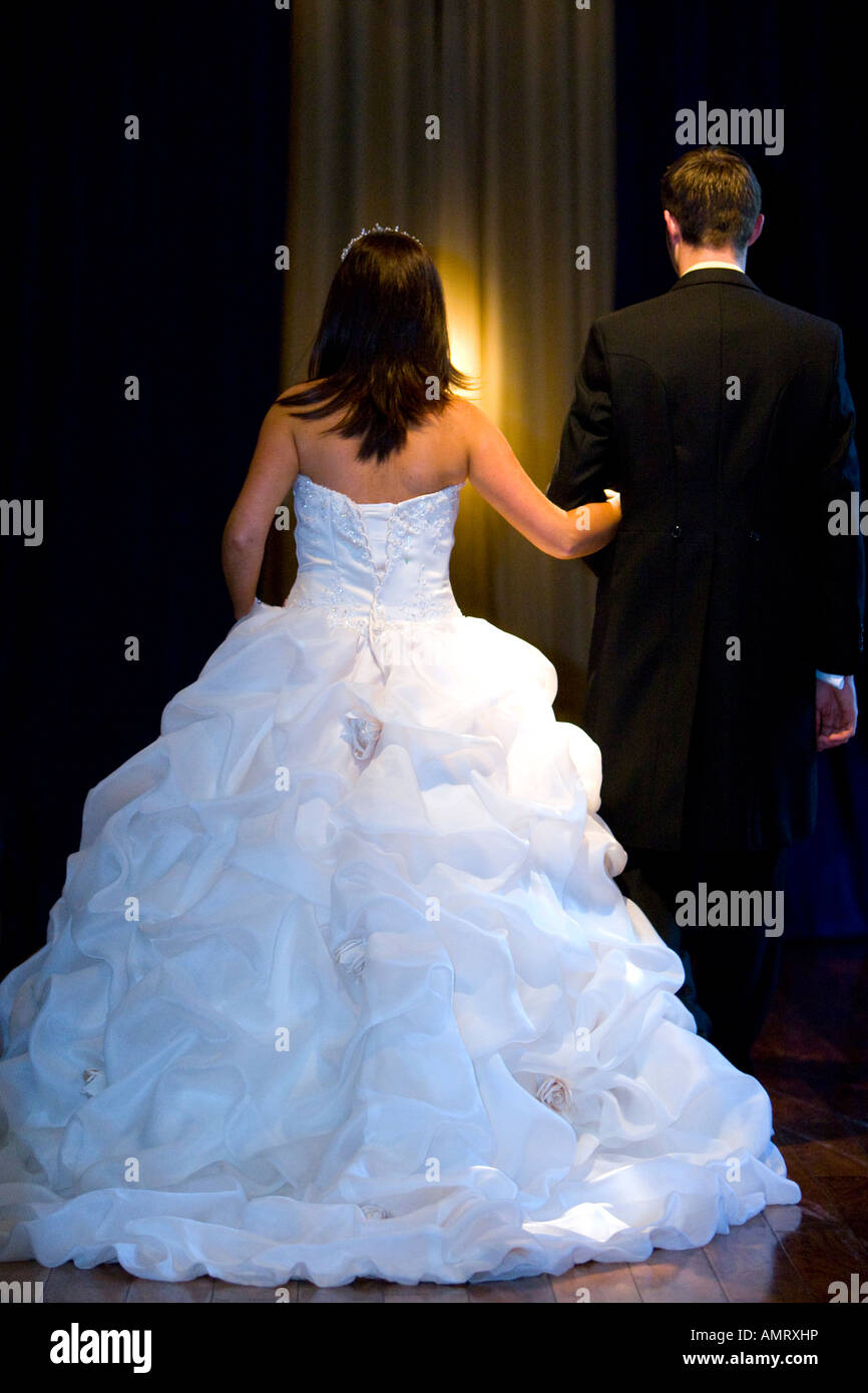 Bride in a wedding dress Stock Photo - Alamy