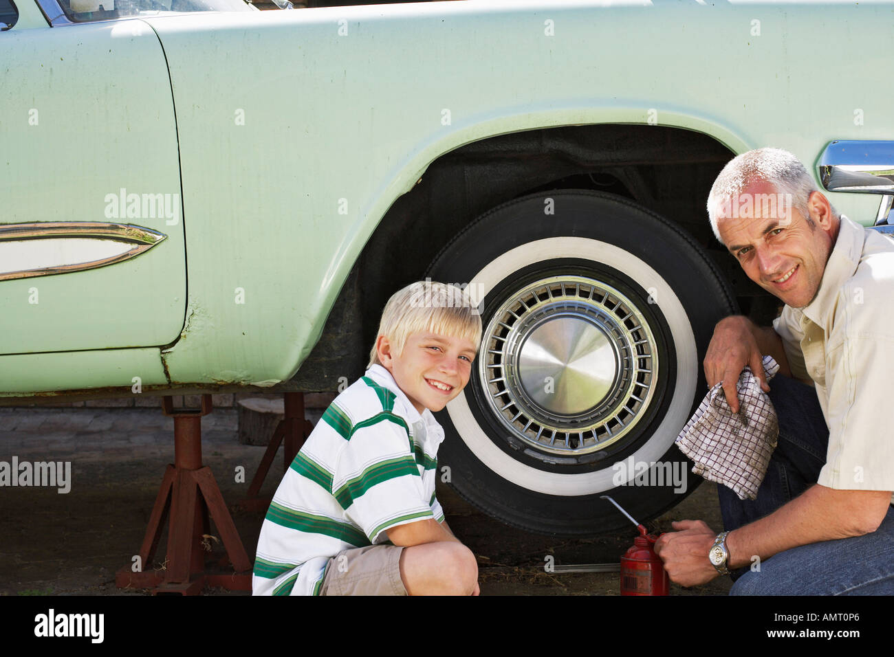 Old Man Car Help High Resolution Stock Photography and Images - Alamy