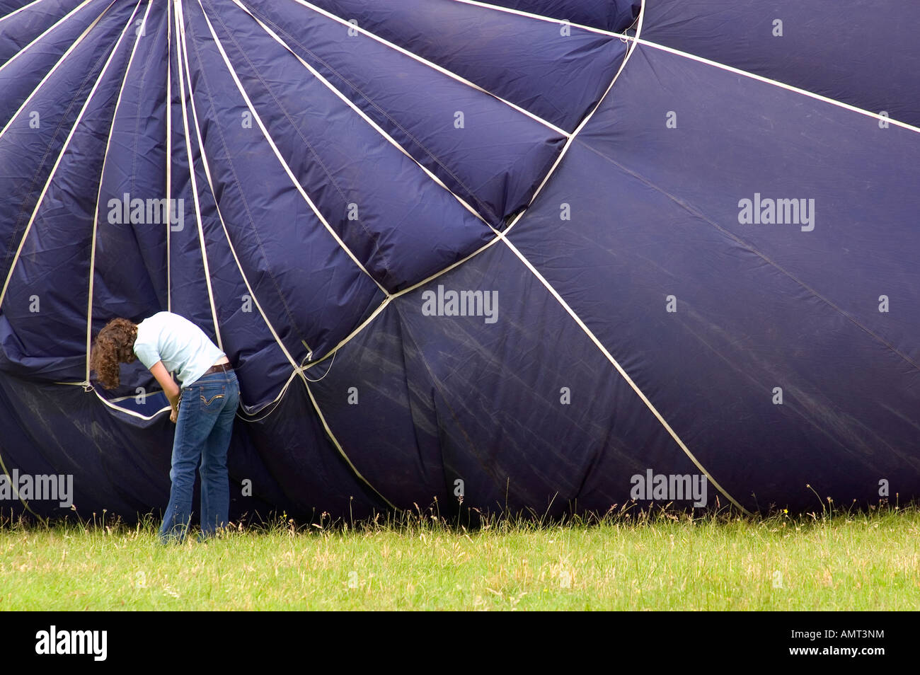 Parachute ground hi-res stock photography and images - Alamy