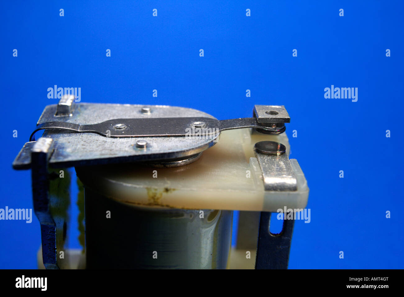 Relay clapper and contacts Stock Photo - Alamy