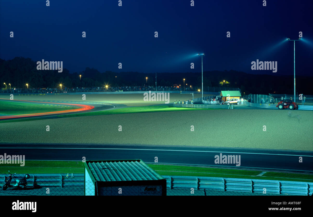 Le Mans race track at night Stock Photo - Alamy Le Mans race track at night Stock Photo - Alamy