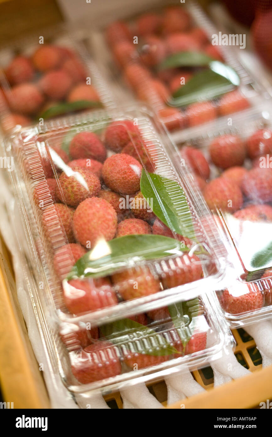 Lychee in plastic box Stock Photo - Alamy
