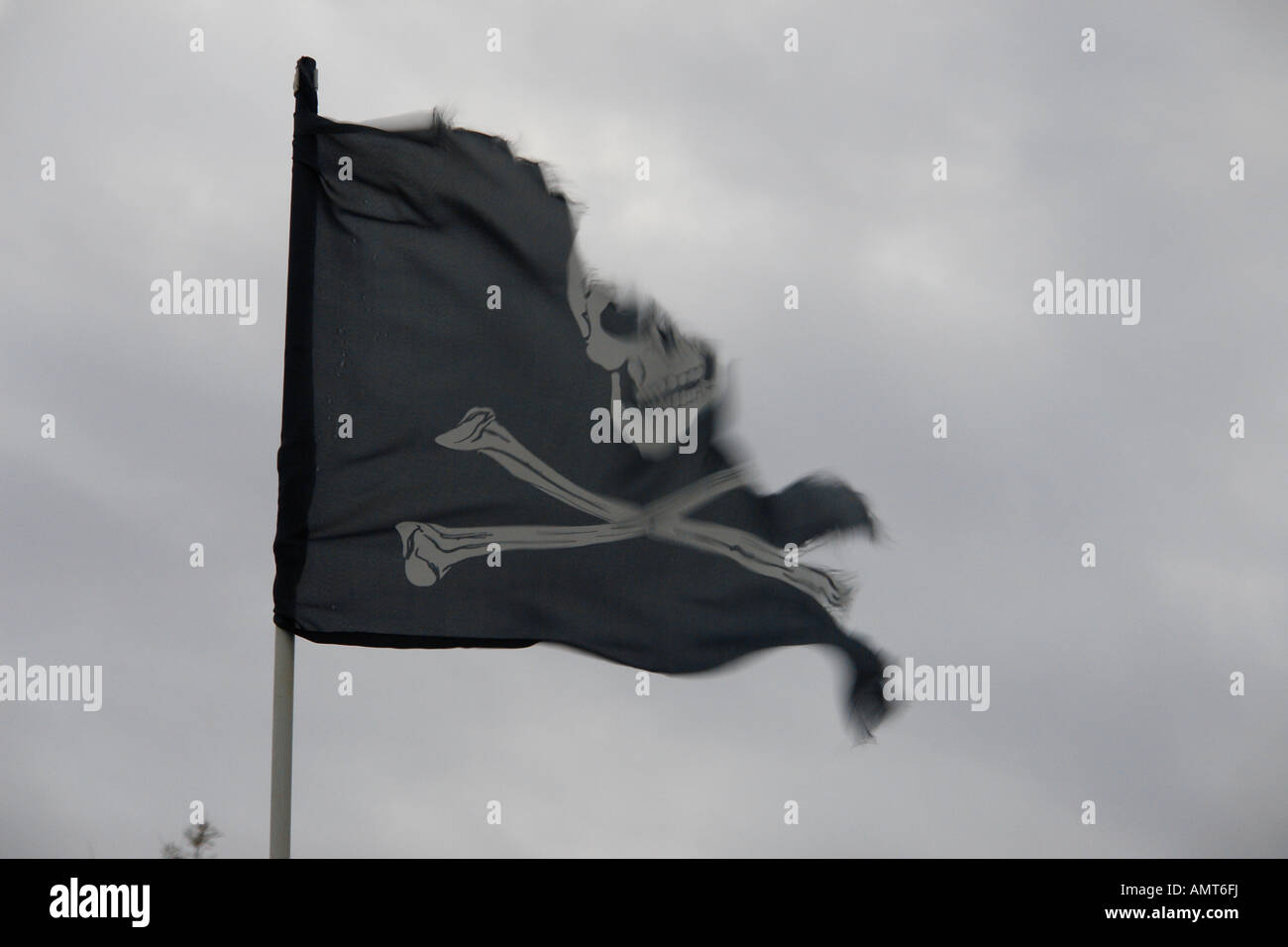 Riven hi-res stock photography and images - Alamy