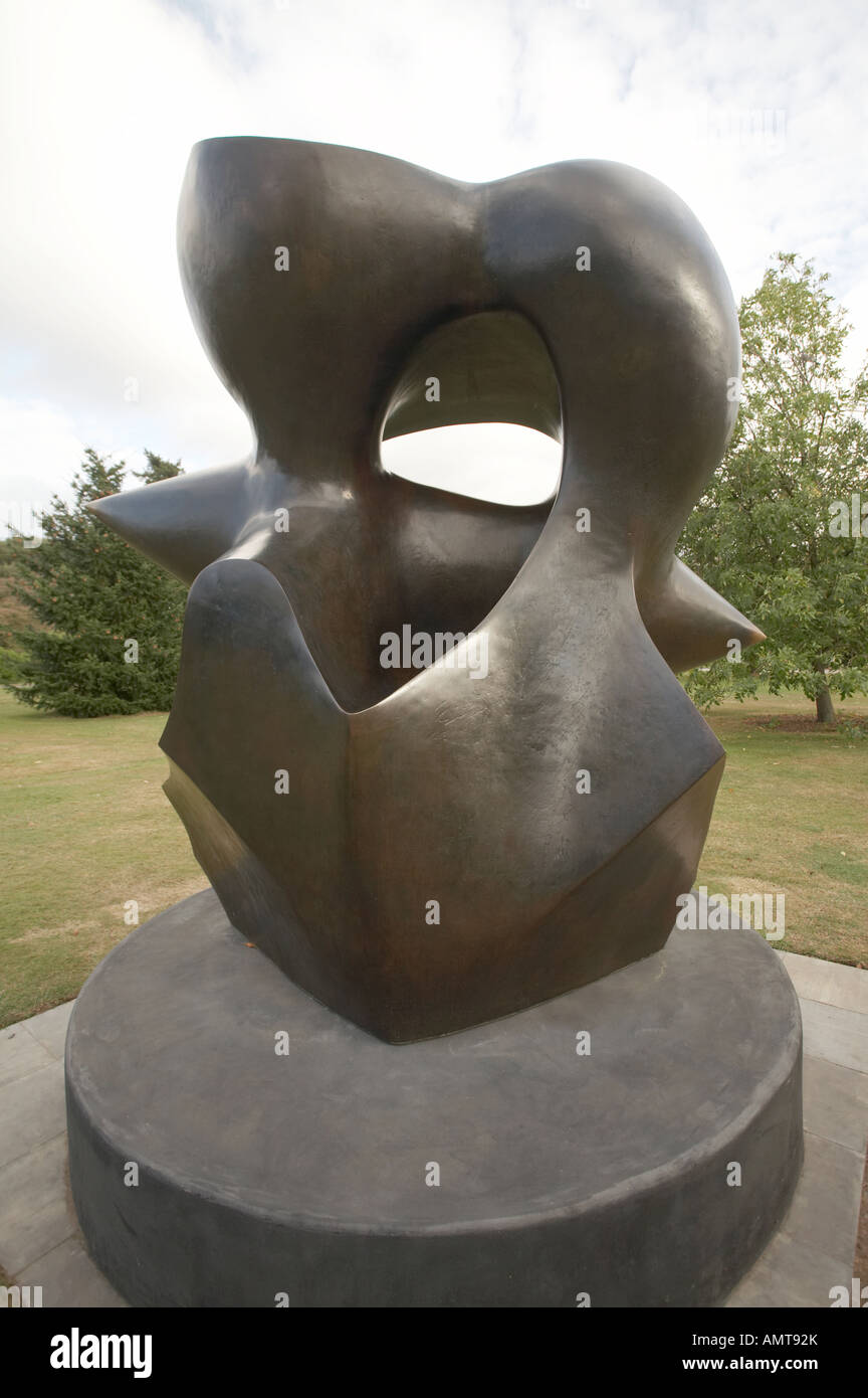 Henry Moore sculpture Large Spindle Piece 1974 Stock Photo - Alamy