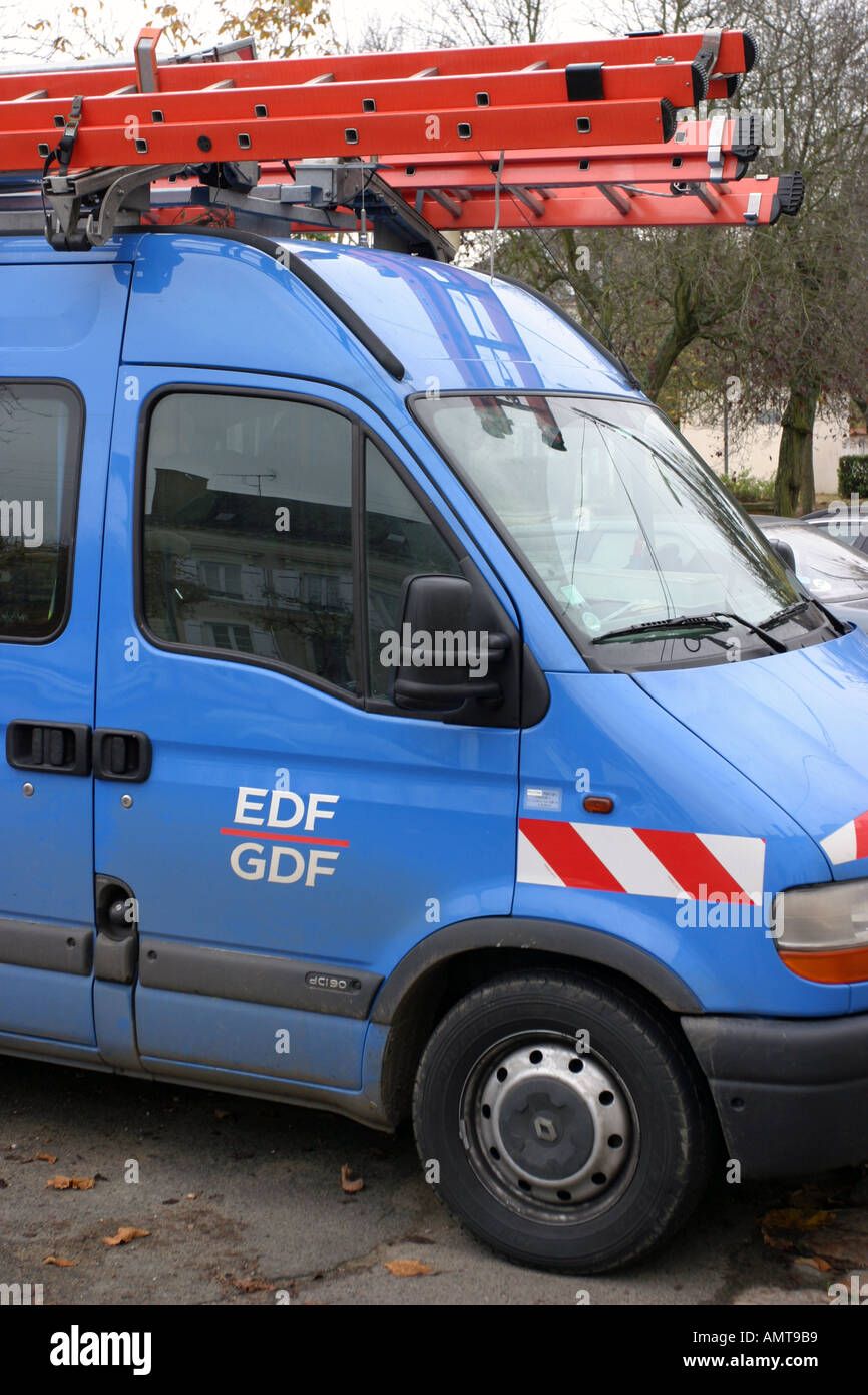Edf energy van hi-res stock photography and images - Alamy
