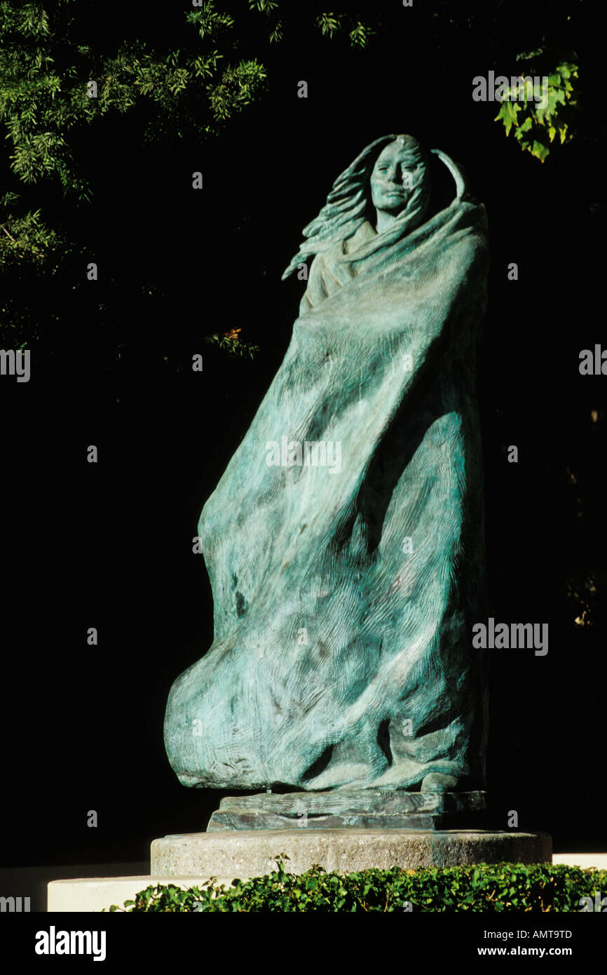 California, Santa Barbara, Statue, Native American Woman Stock Photo ...