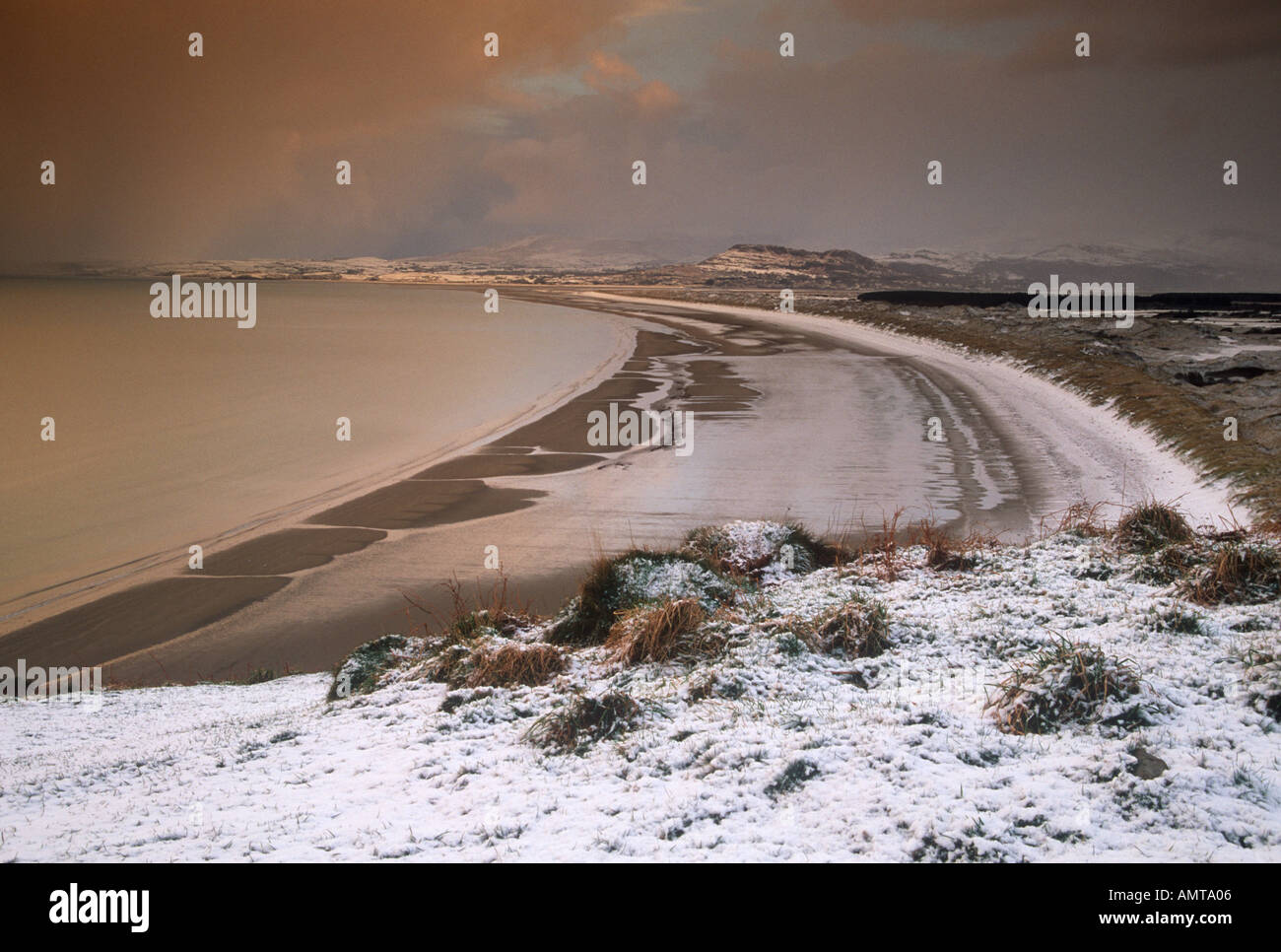 Winter Snow on Harlech Beach North West Wales Stock Photo - Alamy