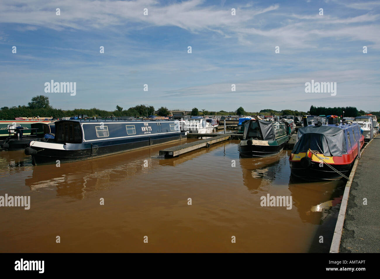 Venetian Marina Shropshire Union Canal Middlewich branch Cheshire ...
