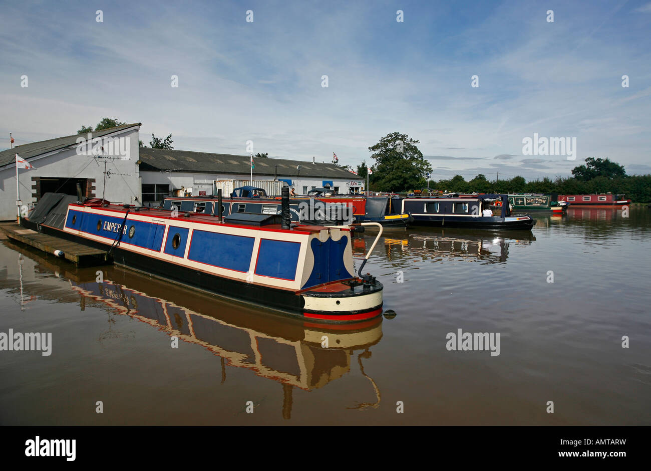 Venetian Marina Shropshire Union Canal Middlewich branch Cheshire ...