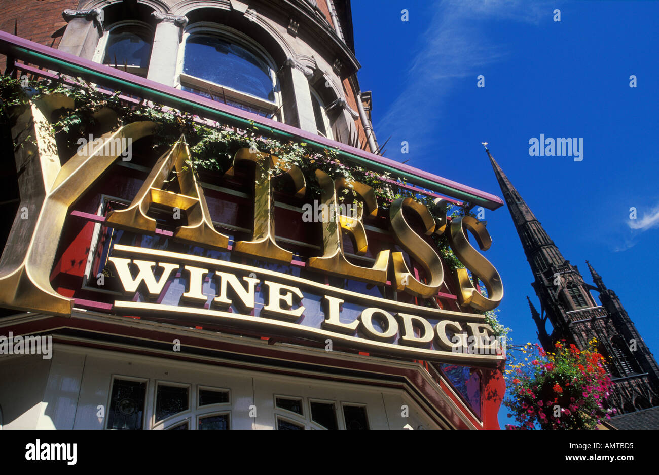 Yates wine lodge hi-res stock photography and images - Alamy
