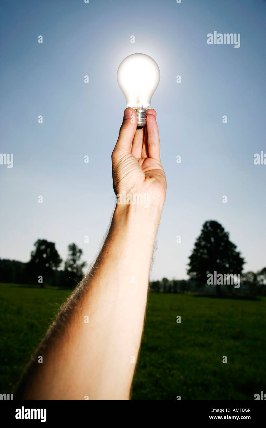 Light bulb with rays shine hi-res stock photography and images - Alamy