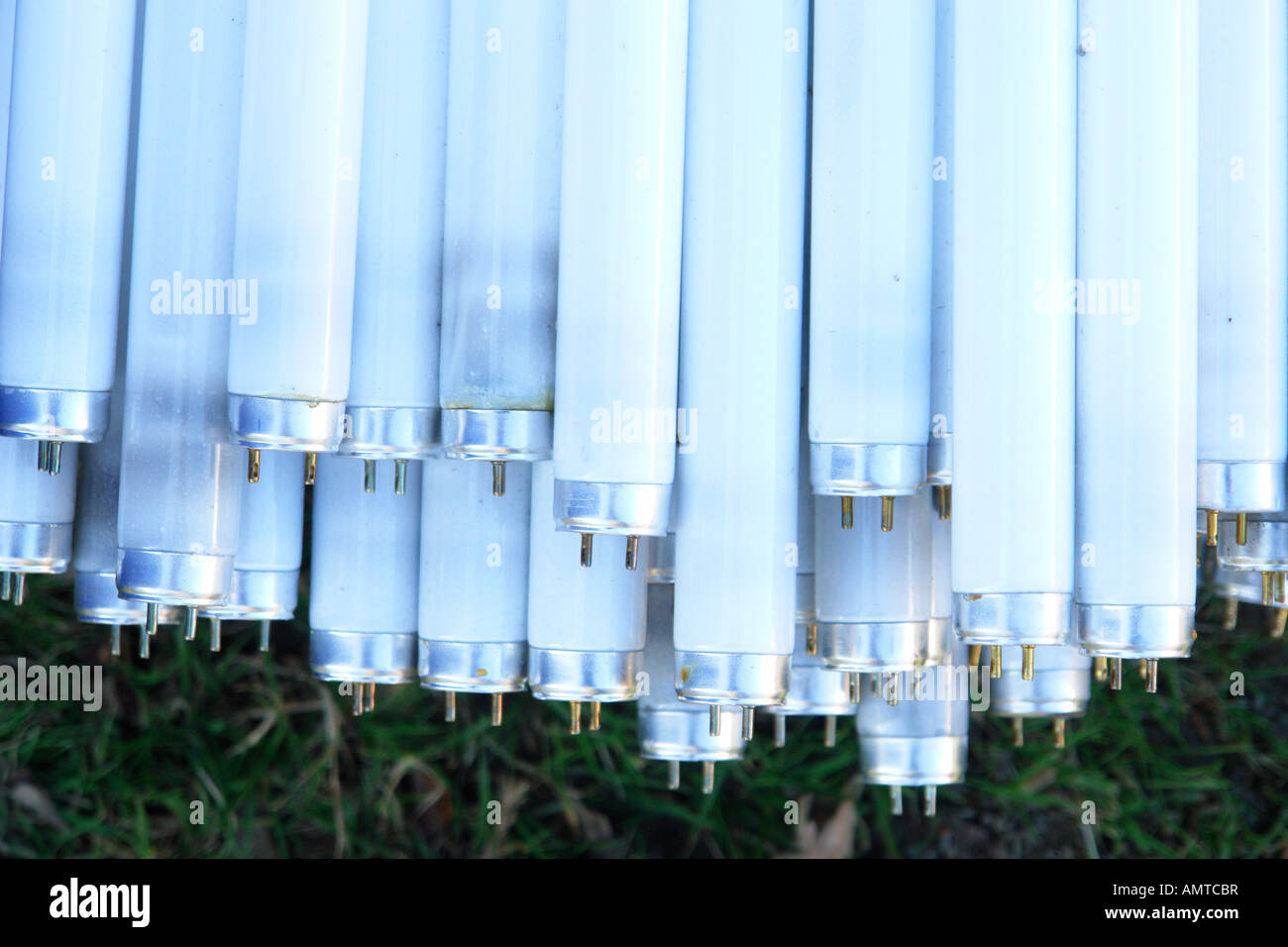 Fluorescent tube neon lamp light old hi-res stock photography and ...