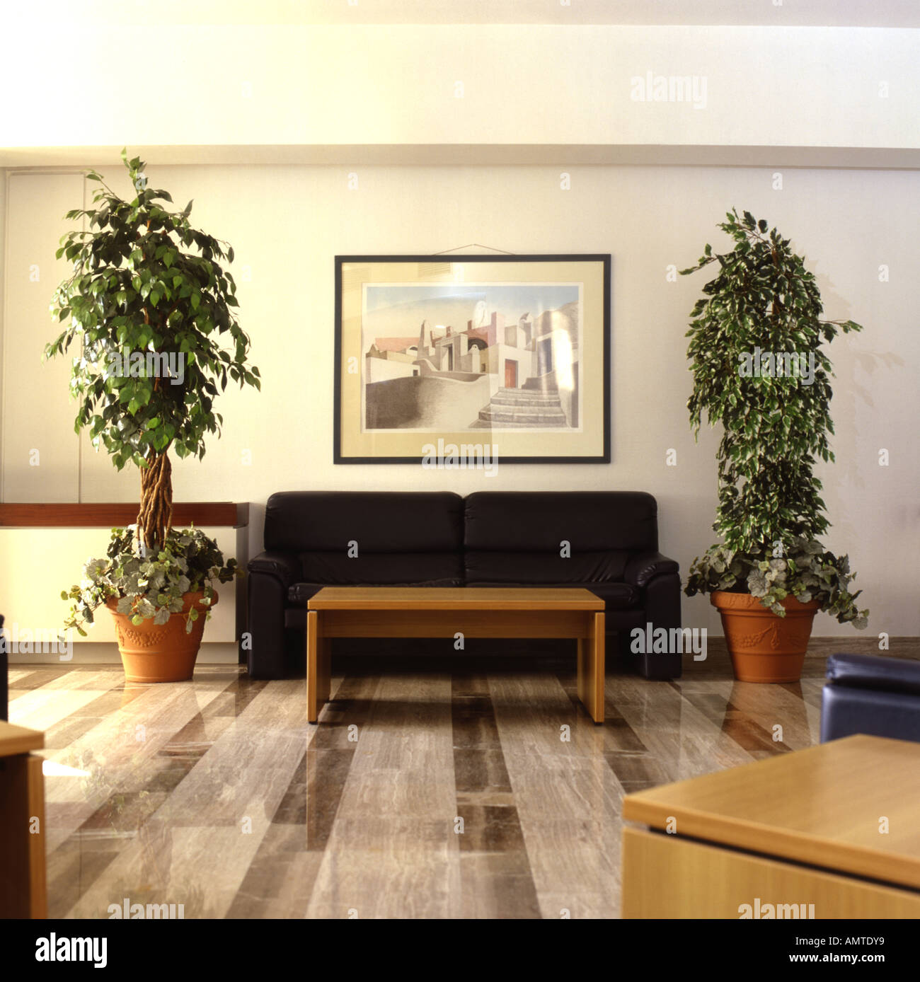 Doctor’s waiting room Stock Photo - Alamy