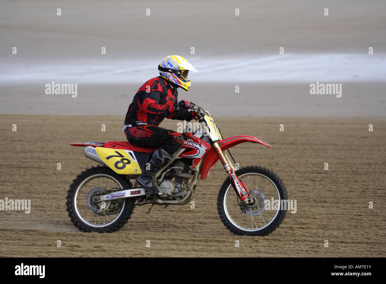 Sand racing hi-res stock photography and images - Alamy