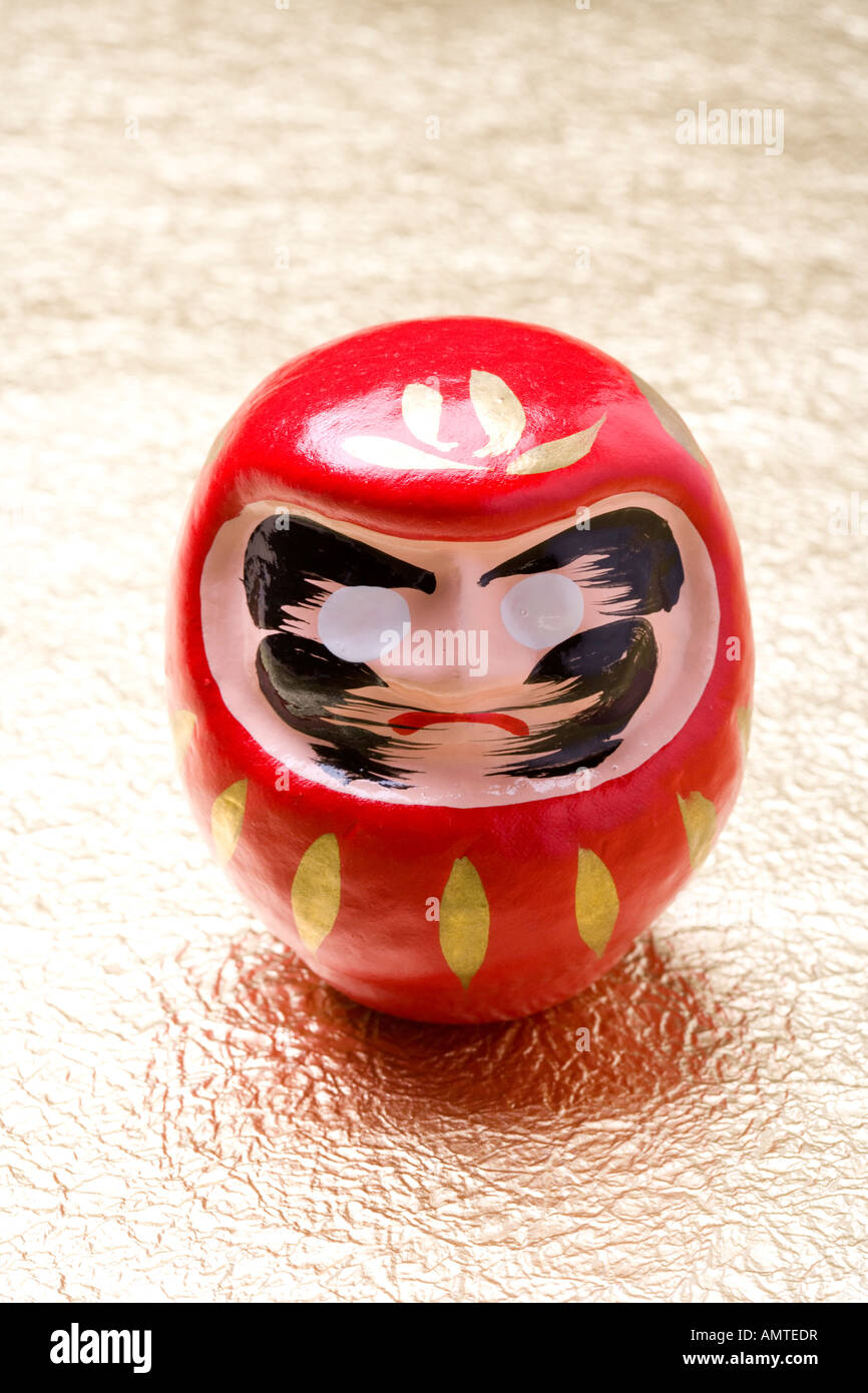 Japanese daruma doll hi-res stock photography and images - Alamy