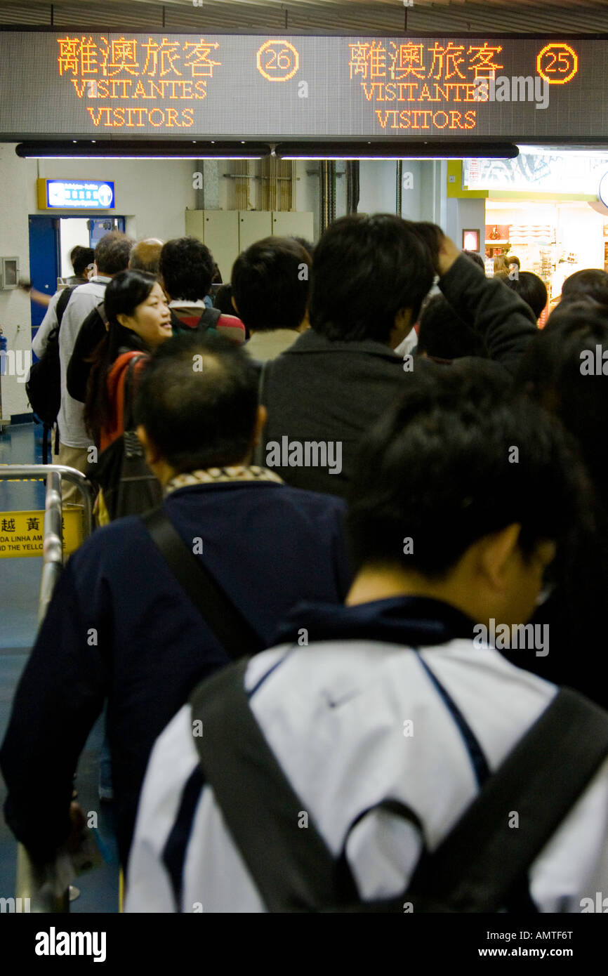Immigration Waiting Line Macau Side of Hong Kong and Macau Border ...