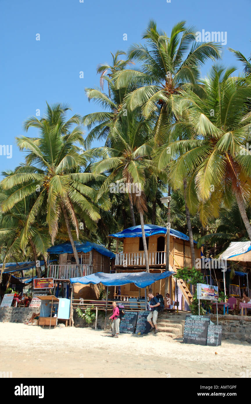 India, Goa, bamboo huts on Palolem Beach Stock Photo - Alamy